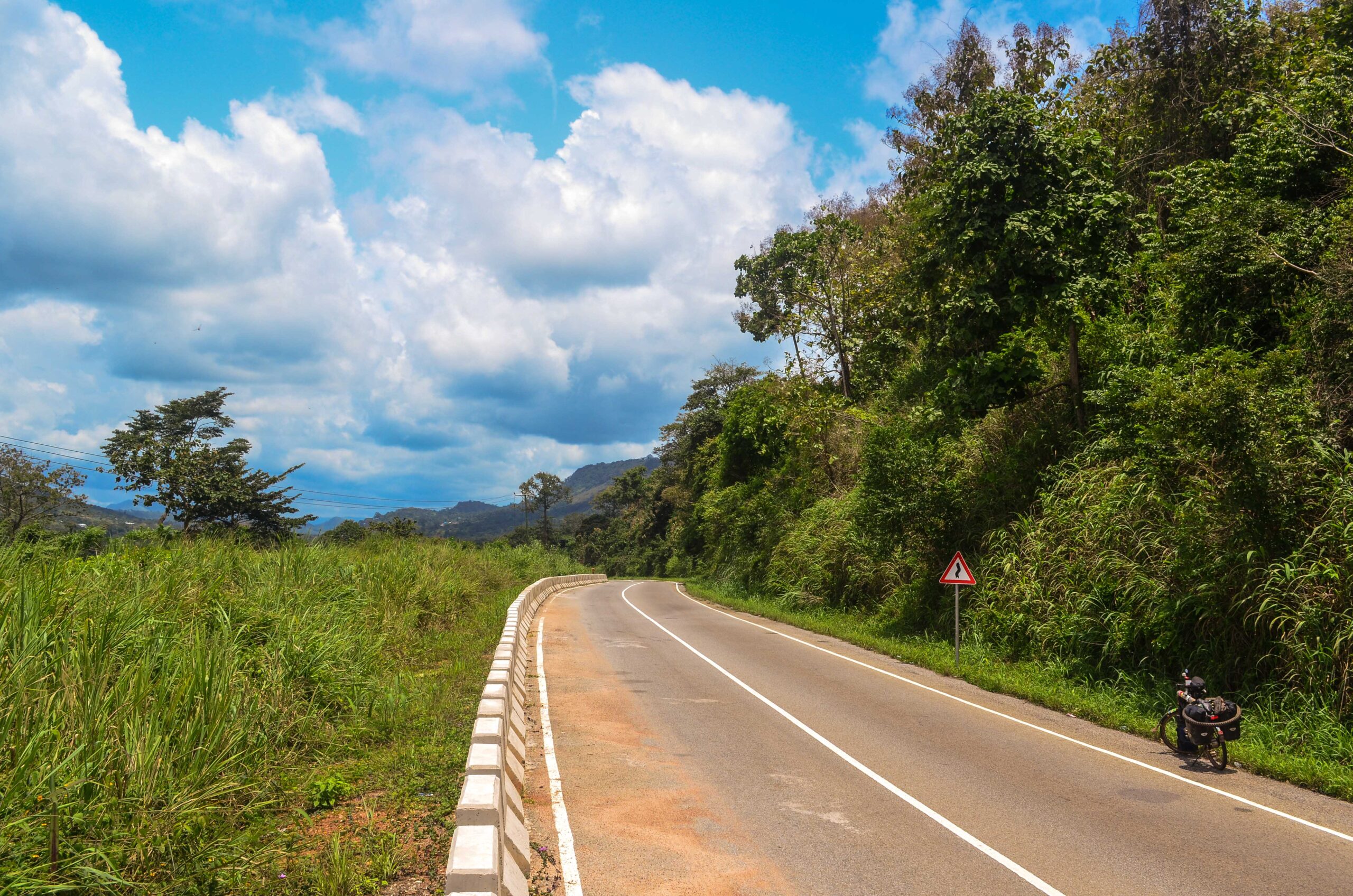 Mountain Gemi – Amedzofe – Ancestral Tours